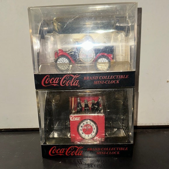Coca Cola | Accents | Cocacola Red Collectible Mini Clocks Set | Poshmark